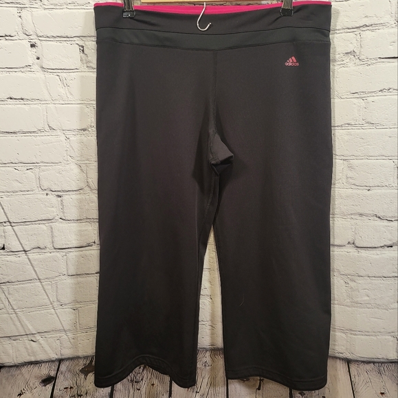 adidas | Pants & Jumpsuits | Adidas Black Athletic Capri Pants | Poshmark